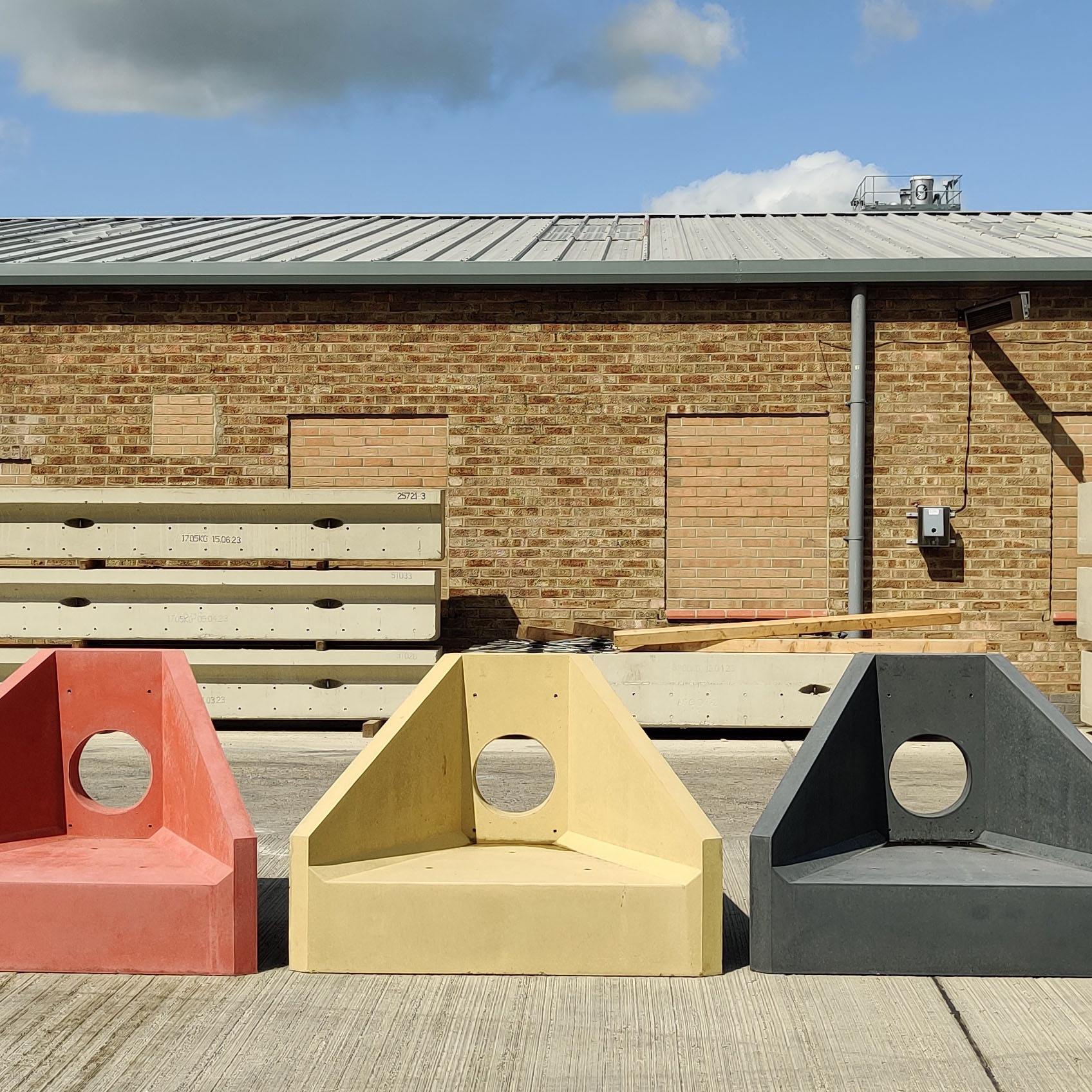 Coloured precast concrete headwalls