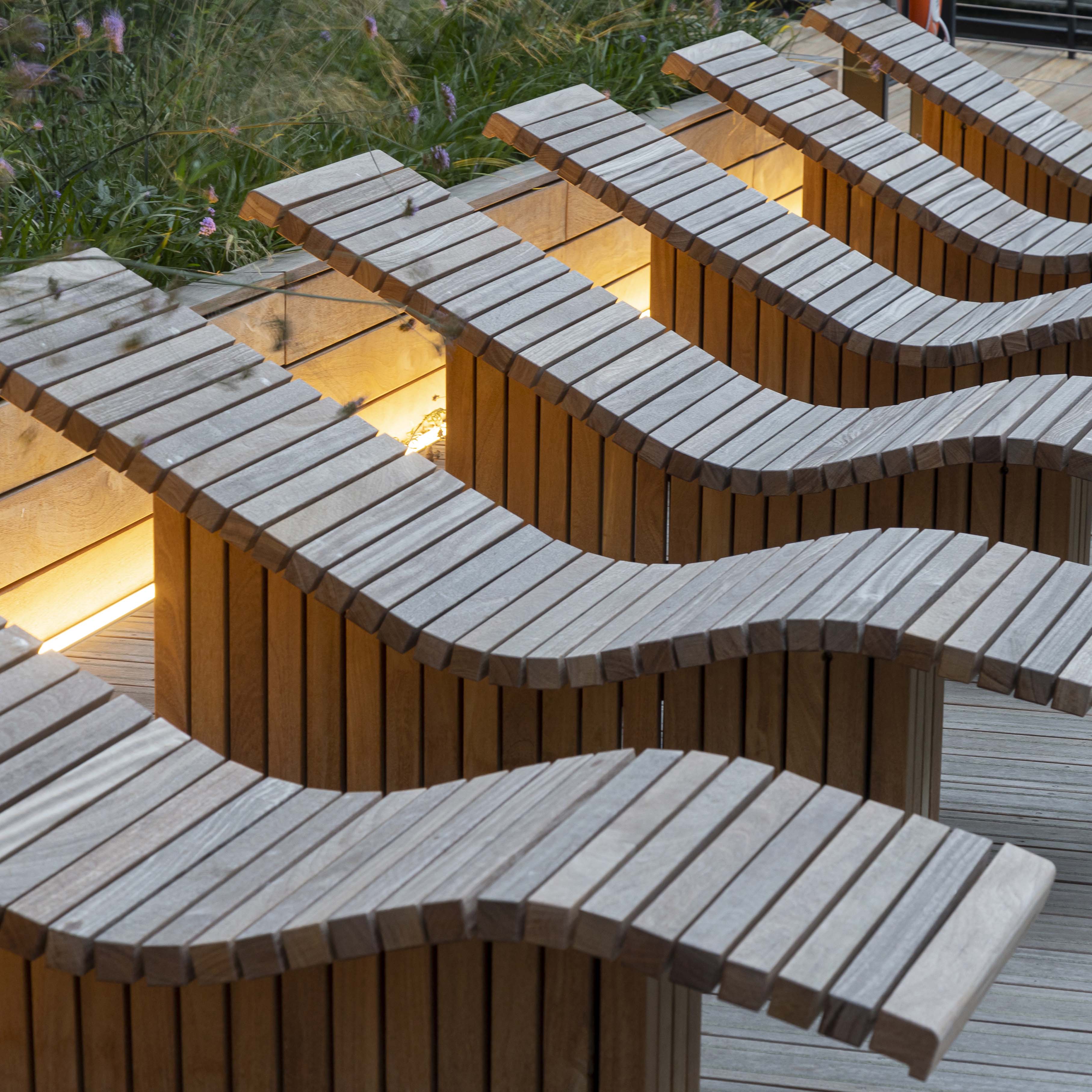 Bespoke Seating Provided for Canary Wharf