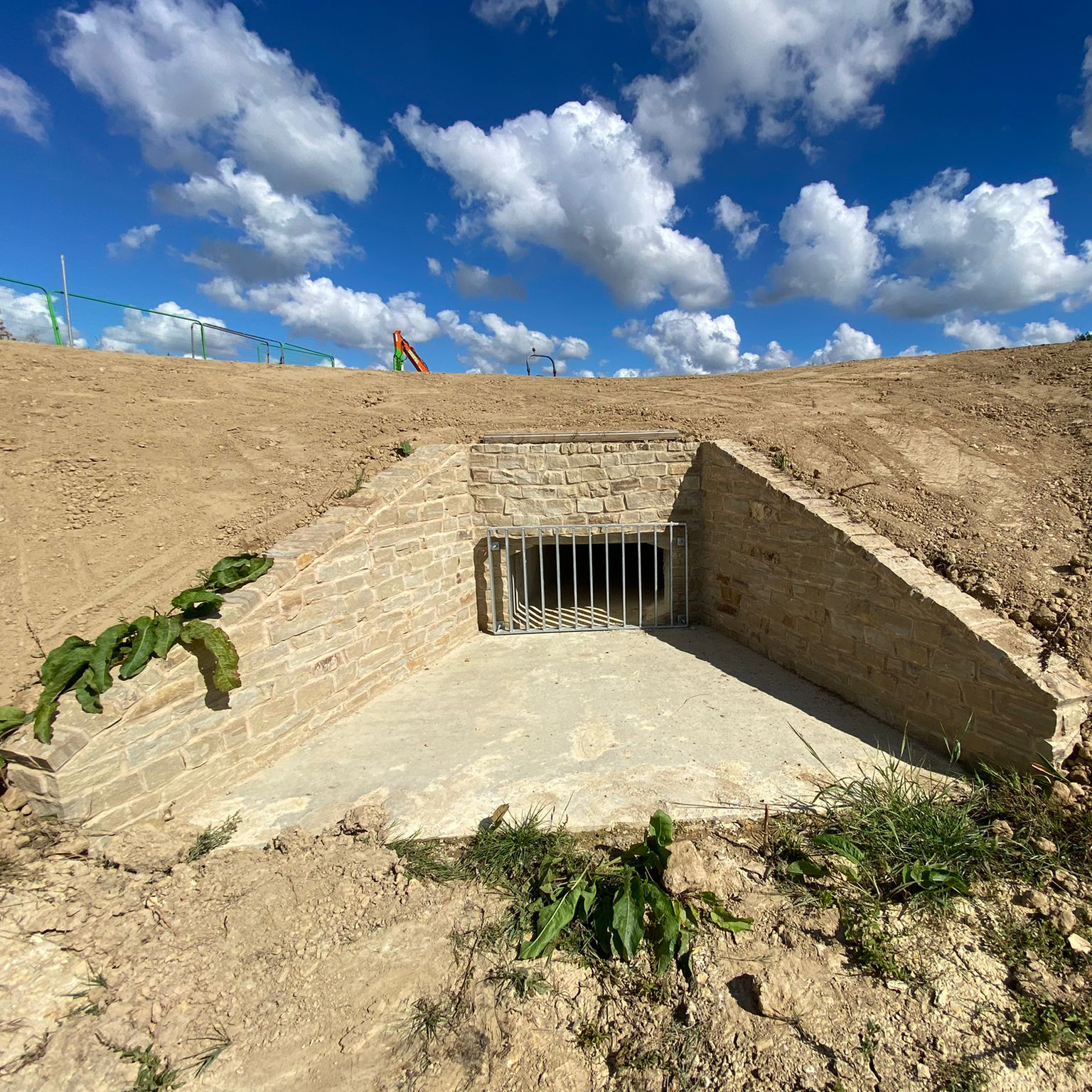 Cladding precast concrete headwalls