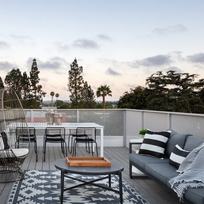 Glazing Vision Box Rooflights Feature In Stunning Homes In California