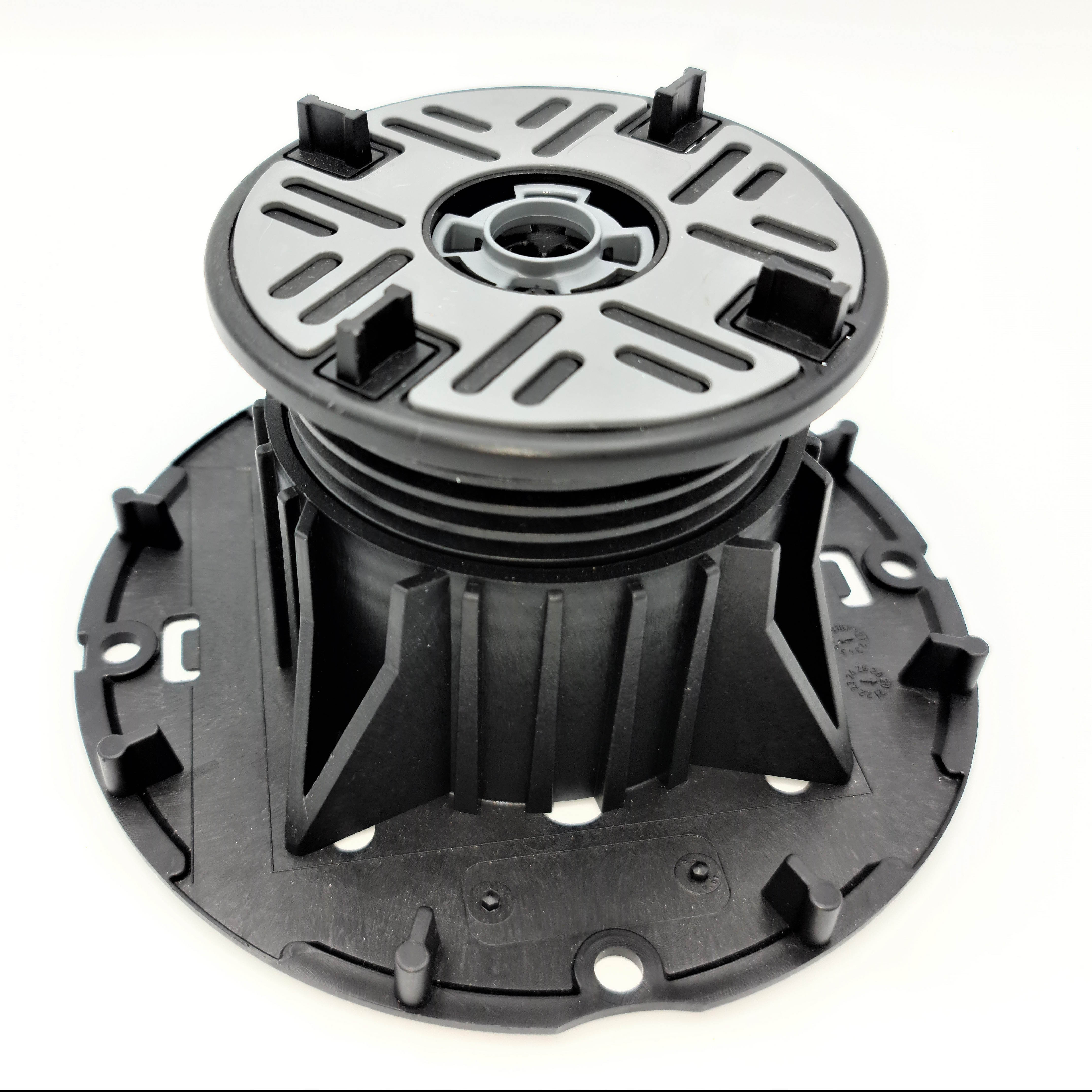 Pedestals for Paving and Decking (Wallbarn)