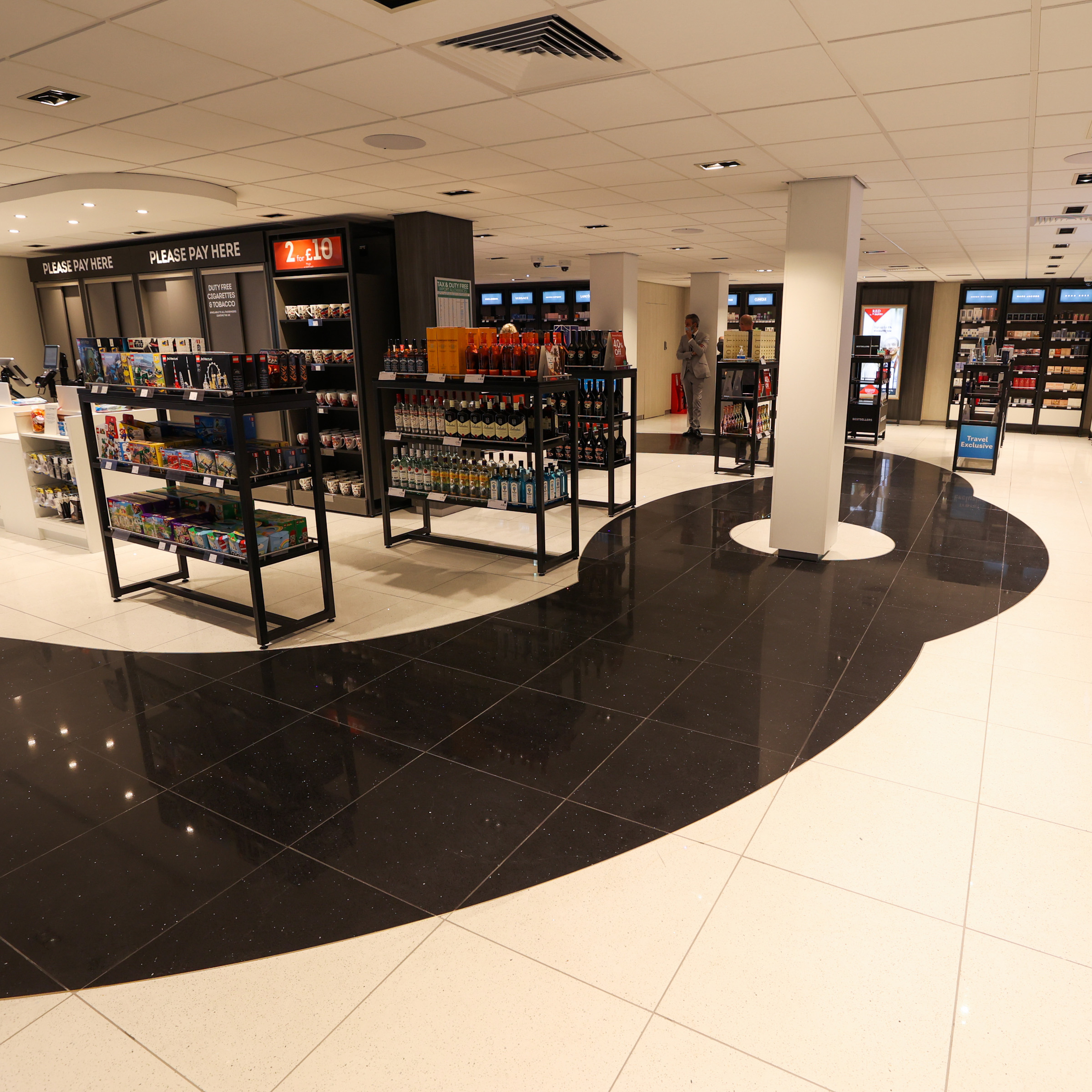 Mapei systems level & fix at Teesside’s new ‘World Duty Free’