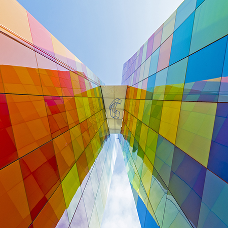 SentryGlas® interlayers for vibrant multi-coloured monument