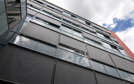 Facade 125 - Retrofit with Contemporary Style