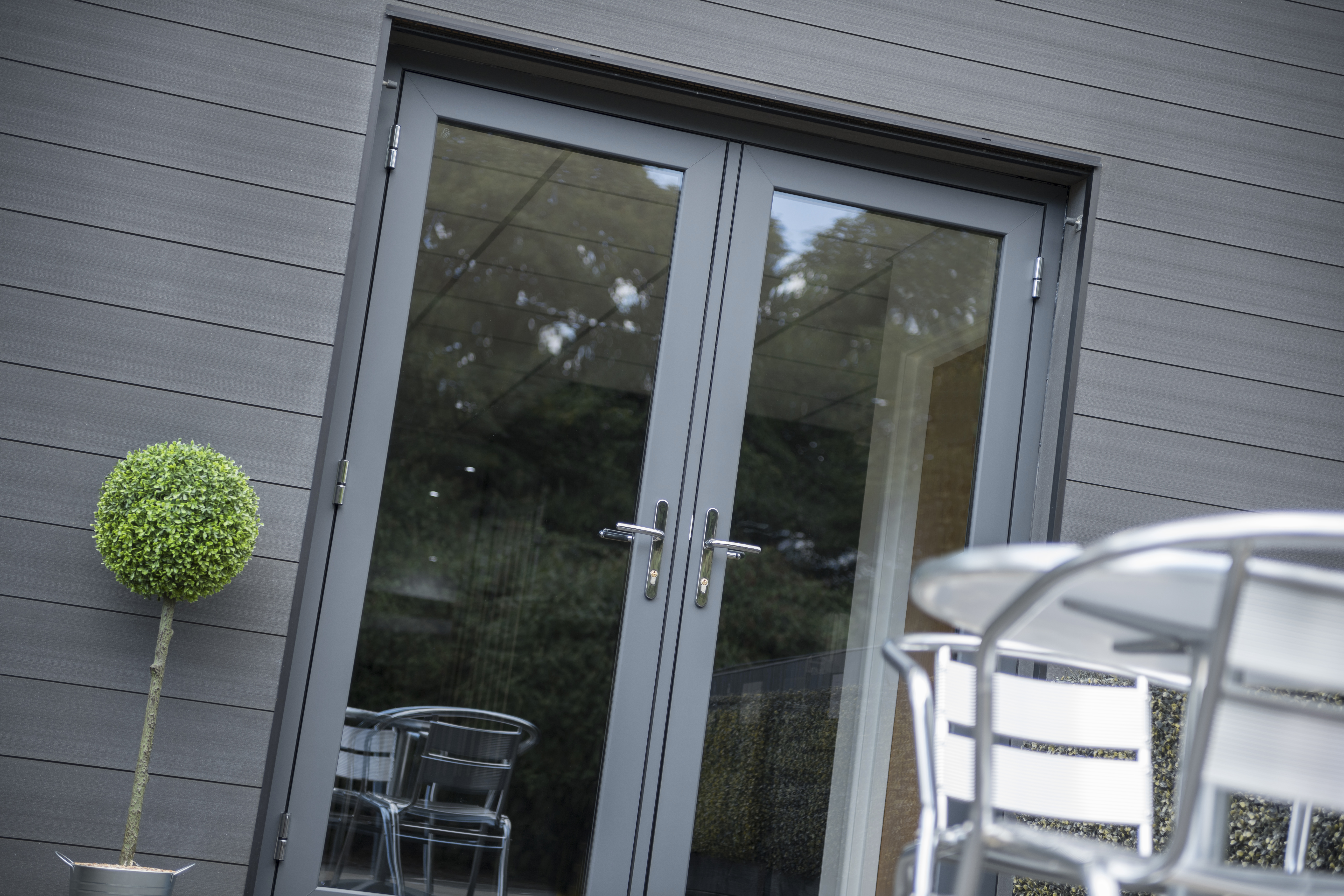 Deceuninck adds new Flush Door to Heritage Collection